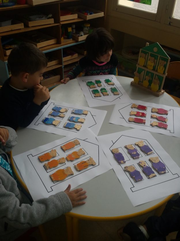 Se repérer dans un quadrillage en moyenne section (1) – ECOLE SAINT JOSEPH